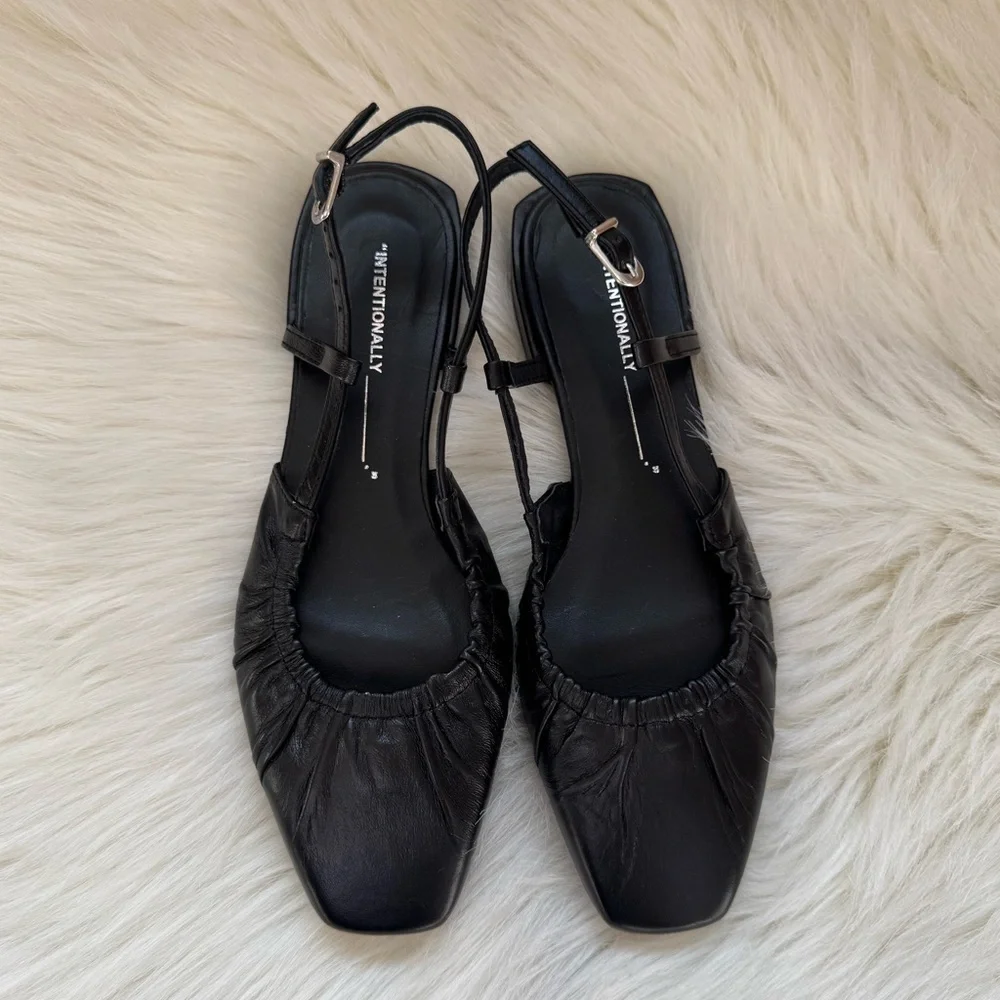 INTENTIONALLY BLANK | Shoes | New Intentionally Blank Daff Slingback ...